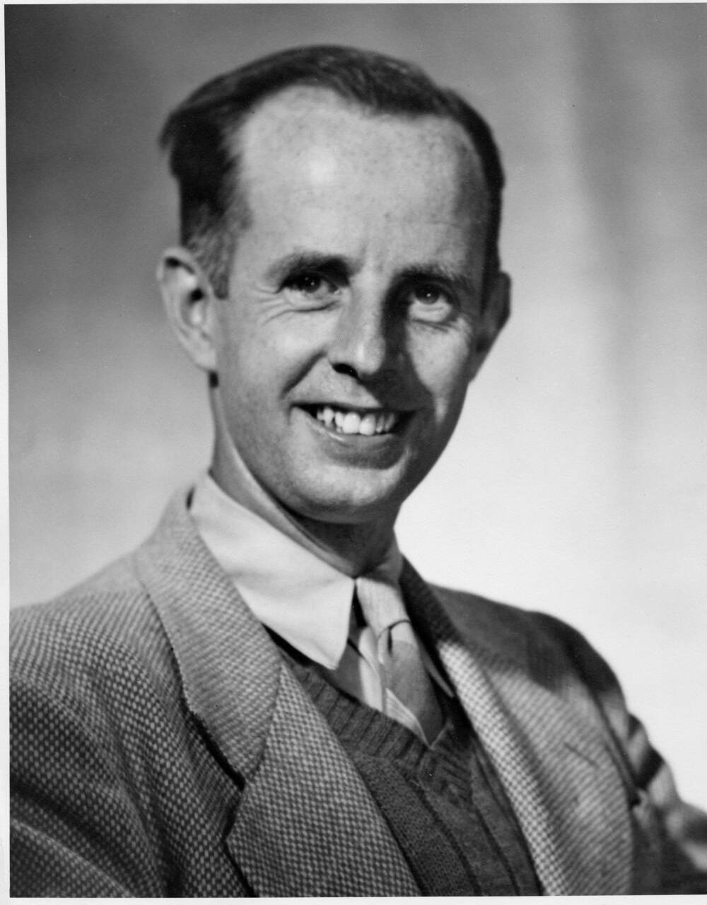 portraitphoto_portraitphoto_creatorunknown_refgb_8317_george_fraser ...